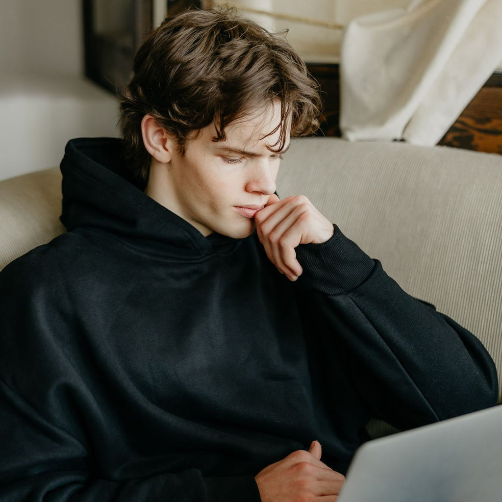 Hoodie avec Balle Intégrée – Confort et Praticité - Clinique Virtuelle